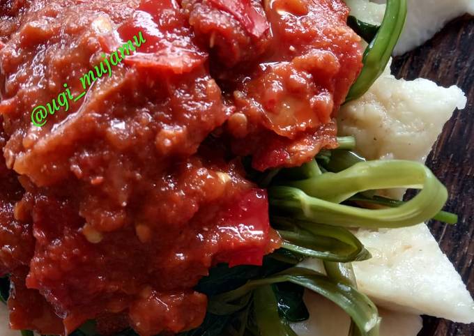 Resep Tipat Plecing oleh Ugi - Cookpad