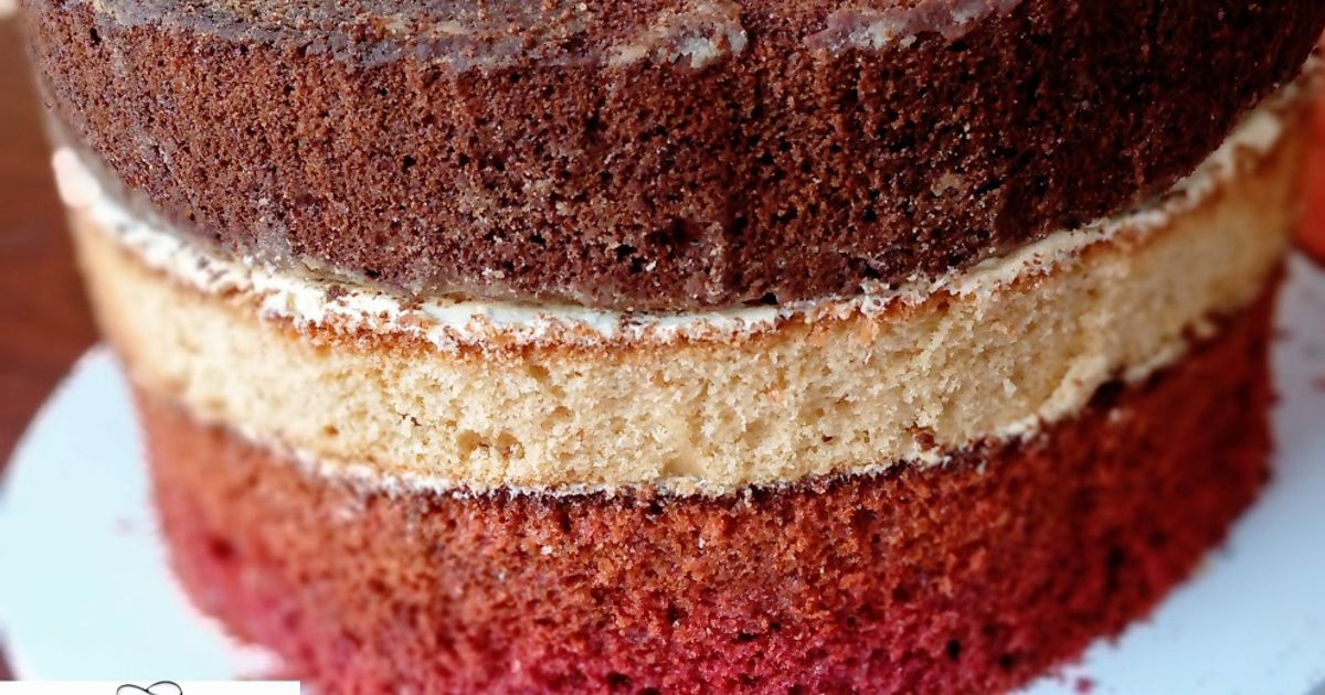 3 Flavors Cake (Chocolate, Vanilla, Red Velvet Cakes) Recipe by Delu's ...