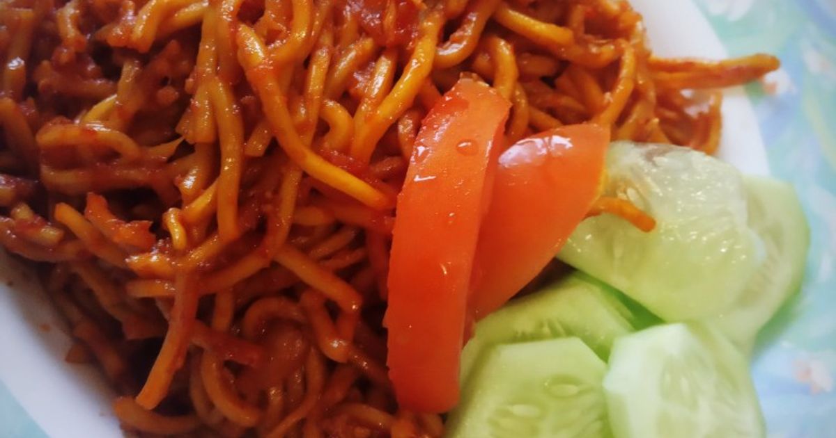 Resep Mie Kuning Goreng Khas Padang oleh Mama_AA - Cookpad