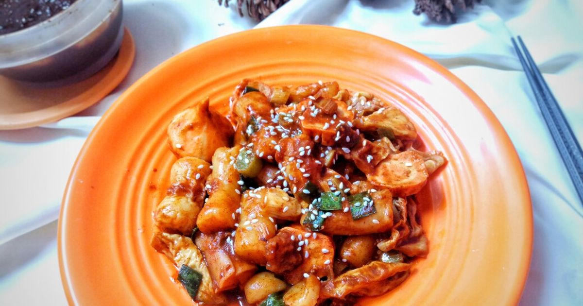 Resep Tteokbokki With Homemade Gochujang oleh Nirastorytummy - Cookpad
