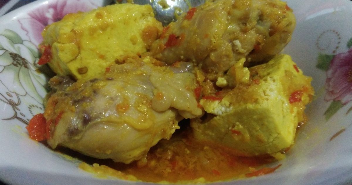 Resep Tahu Dan Paha Ayam Berkuah Pedasnya Pas Tanpa Santan oleh Wulan ...