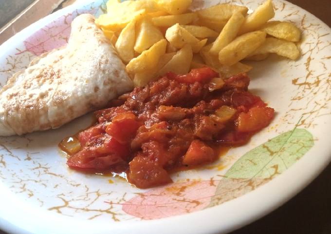 Dankali da kwai da sauce girki daga khadijah yusuf - Cookpad