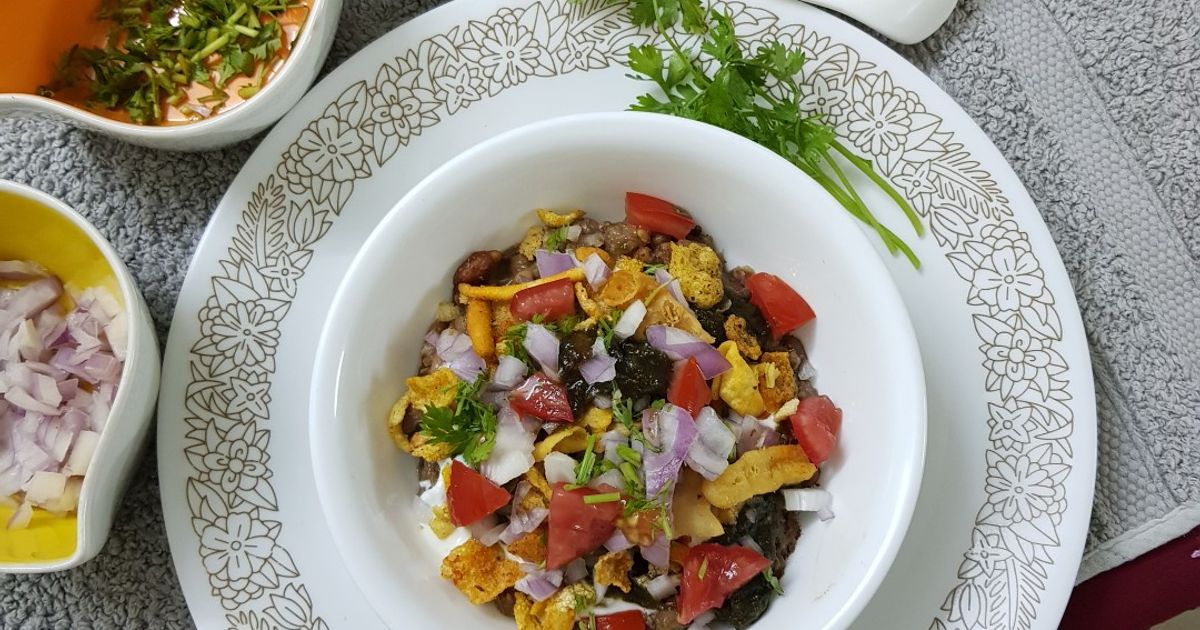 Moth Daal Chaat Recipe by Sushree Satapathy - Cookpad
