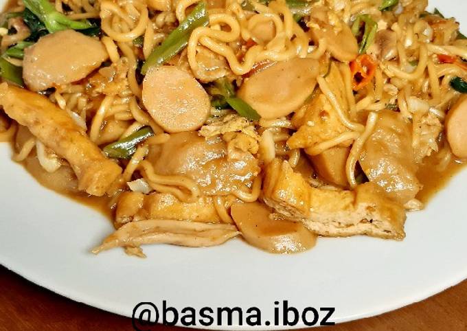 Resep Mie Goreng Komplit oleh Basma - Cookpad