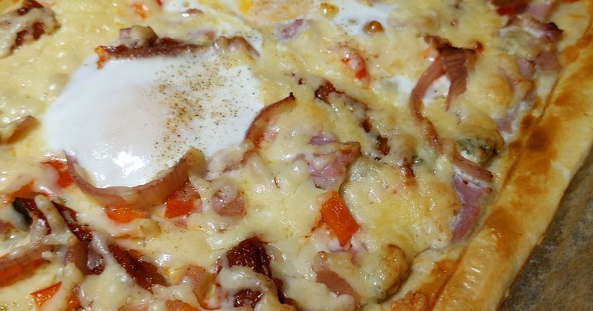 Quick Fakeaway Shortcrust Pizza Recipe by Emma-Jane - Cookpad