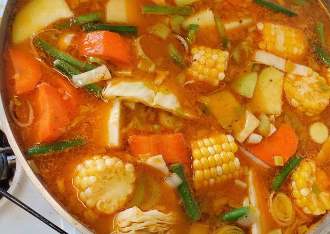 Sopa de res guisada Receta de Yasmin Guerra- Cookpad