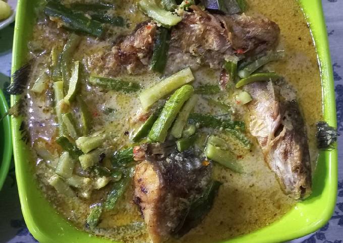 Resep Ikan Baung Acar Kuning oleh Loecy Antary - Cookpad