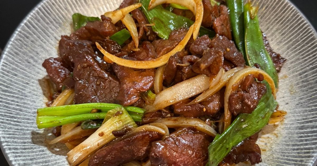 Resep Tumis Sapi Ala Resto Hongkong oleh Nasita Lufin - Cookpad