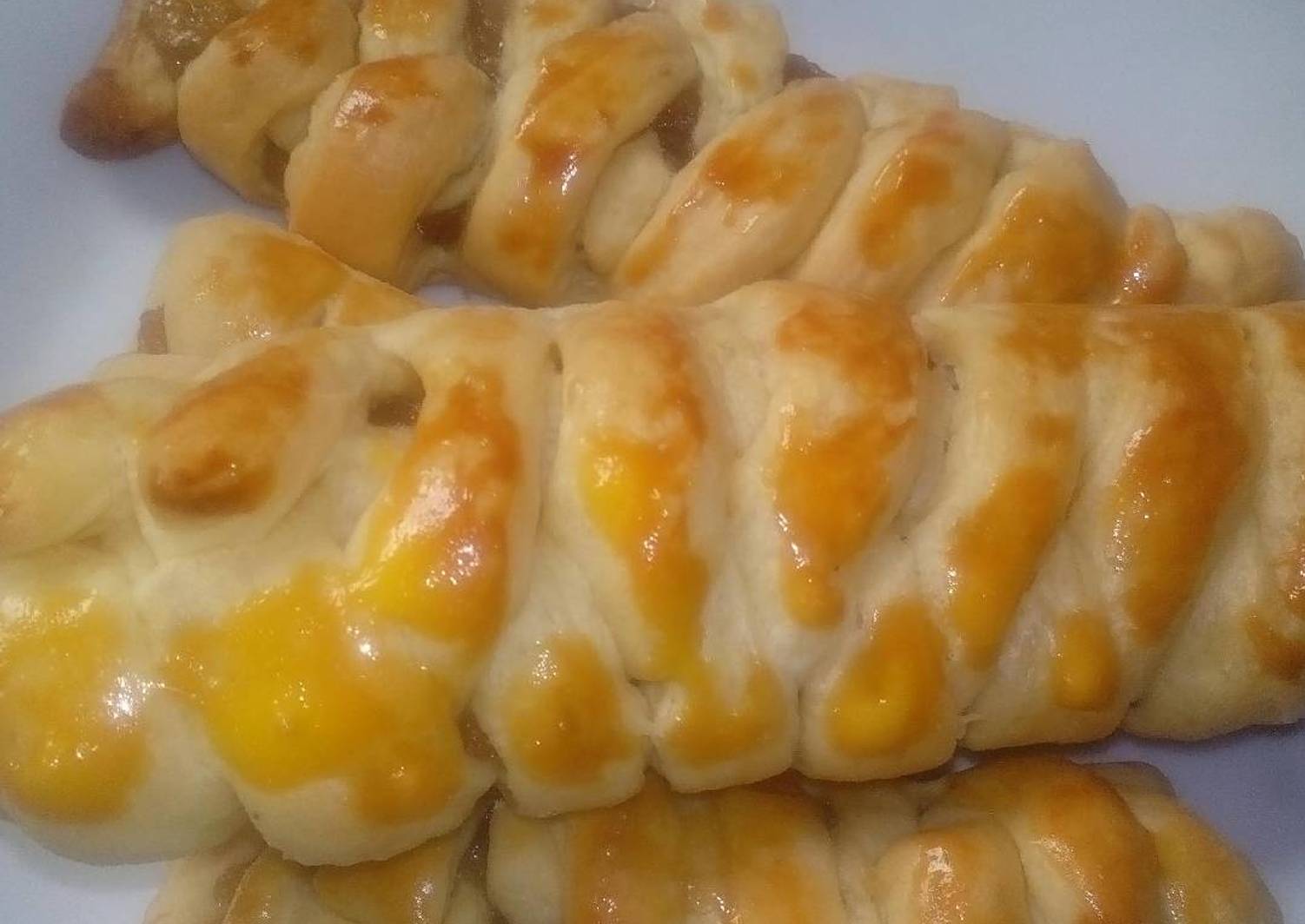 Resep Roti Isi Selai Apel Malang oleh novita laelly - Cookpad