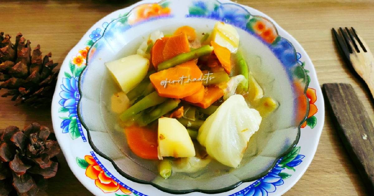 Resep Sayur Sop bening Simple oleh Firsta - Cookpad
