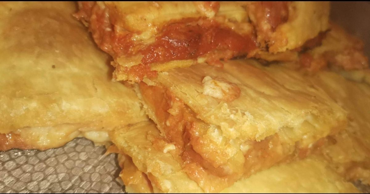 λουκανικοπιτα κουρου Σπιτικές συνταγές - Cookpad