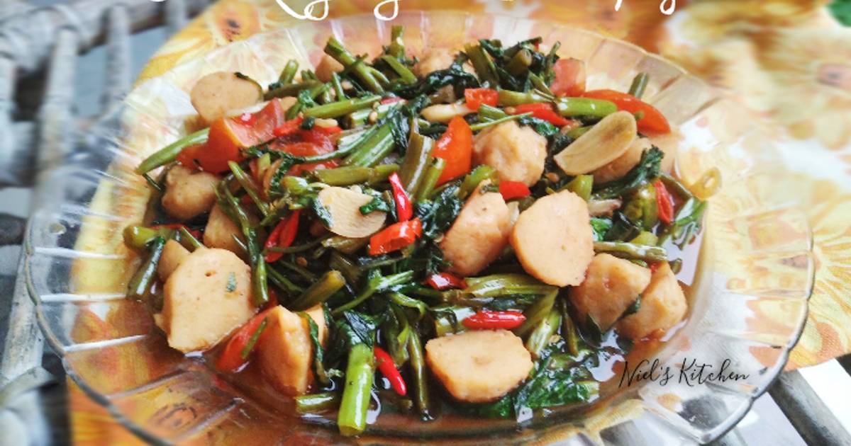 Resep Cah Kangkung Dan Bakso Ayam Saus Tiram Oleh Niels Kitchen Cookpad