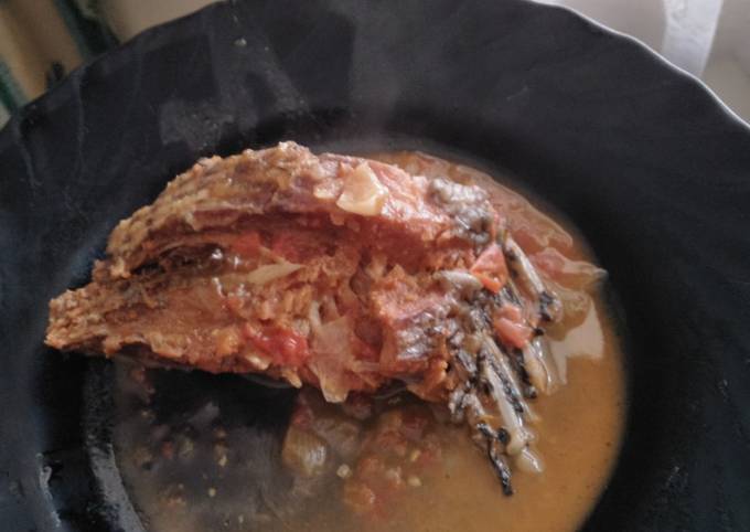 Stewed fish Recipe by musa mukaibii - Cookpad