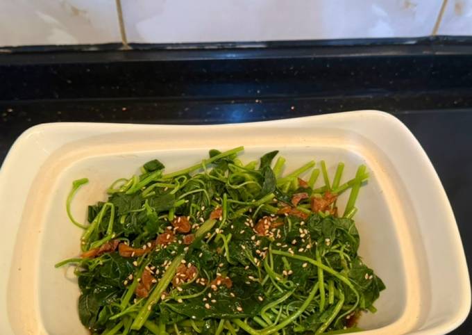 Resep Resep bayam rebus oleh DAPUR MOMMY LIVIAN CPI - Cookpad