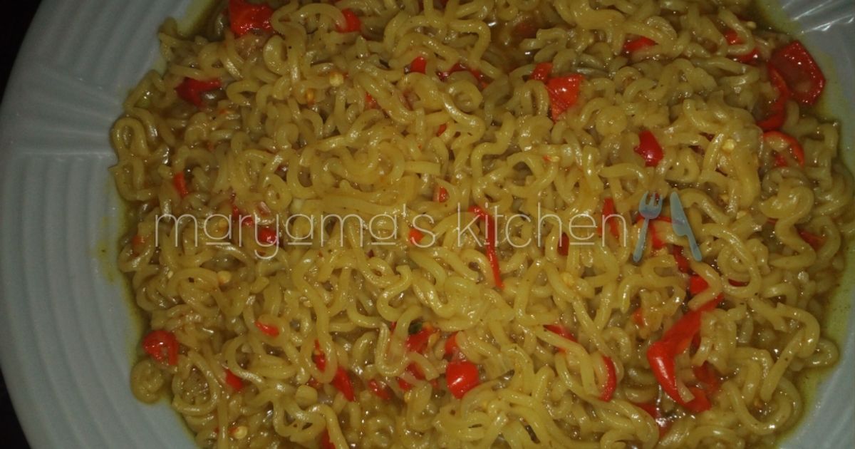 My Fav Curry Indomie 2 Recipe by Maryama's kitchen - Cookpad