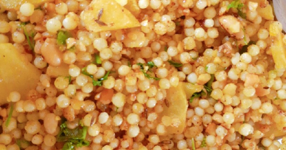 साबुदाणा खिचडी (Sabudana Khichdi Recipe In Marathi) रेसिपी Bhakti ...