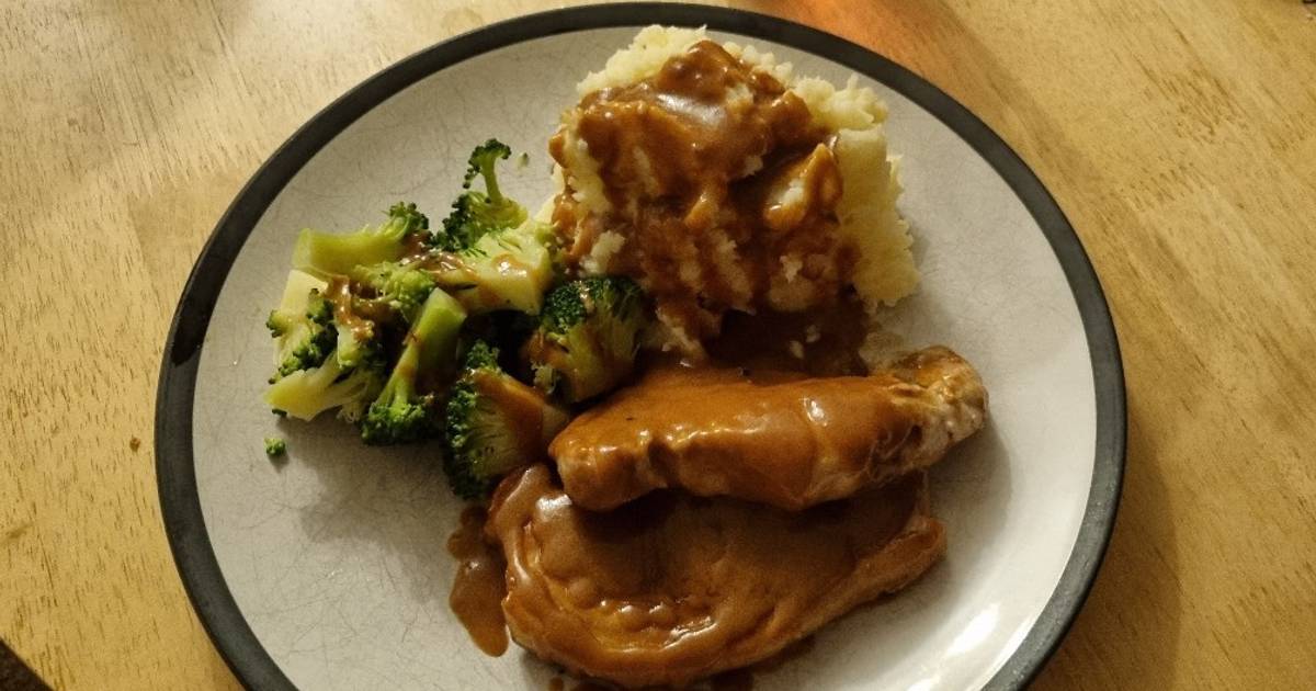 Swedish Pork Chops Recipe by Hannah14292 - Cookpad