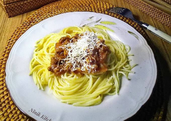 Resep Spaghetti Saos Delmonte Daging Sapi oleh Ninik Kitchen - Cookpad