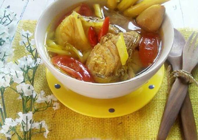 Resep Parede Ikan Kakap / Ikan Kakap Kuah Kuning oleh Wiwiedarre (wiwied_bachtiar) - Cookpad