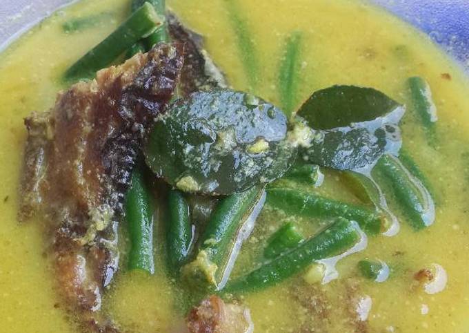 Resep Mangut Ikan Pari (Ikan Pe) oleh Putri Melynda Fardianti - Cookpad