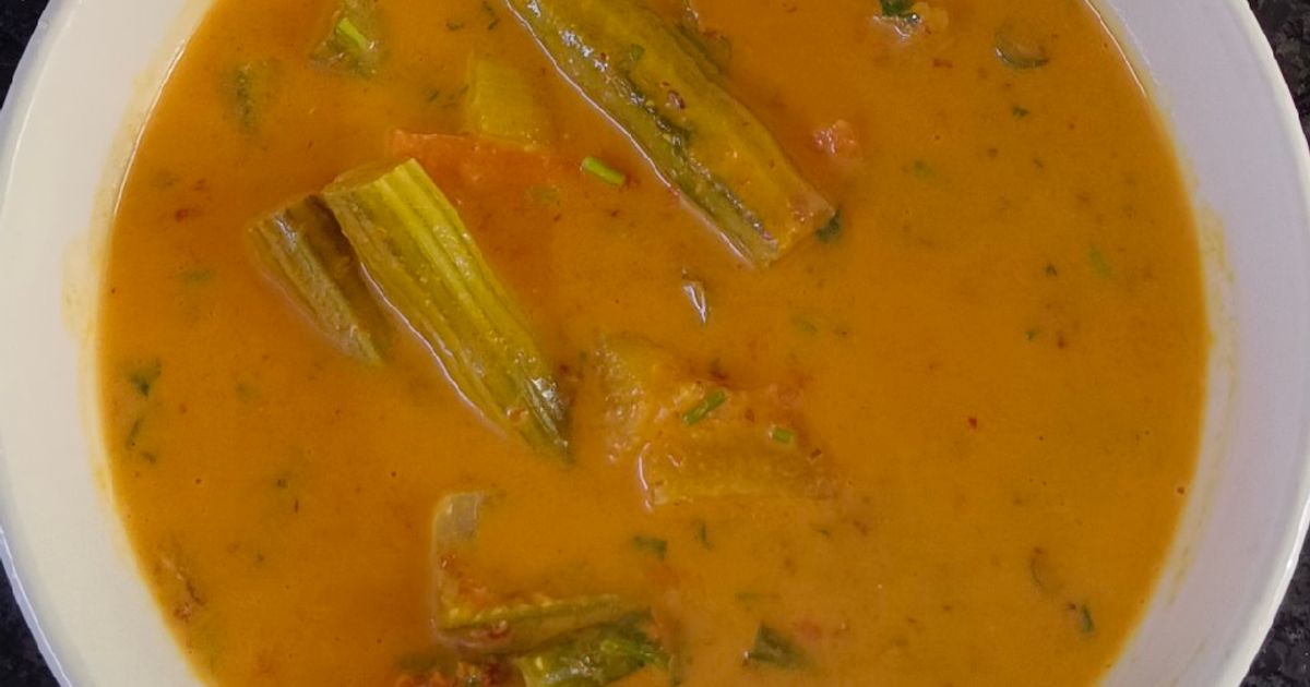 Red Chilli Veg Curry Recipe by Jhansi - Cookpad