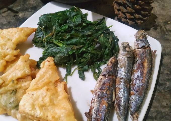 Resep Plecing kangkung, tempe mendoan dan ikan pindang oleh Saluna ...
