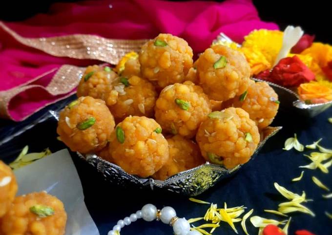 Boondi Ladoo Recipe by Varsha - Cookpad
