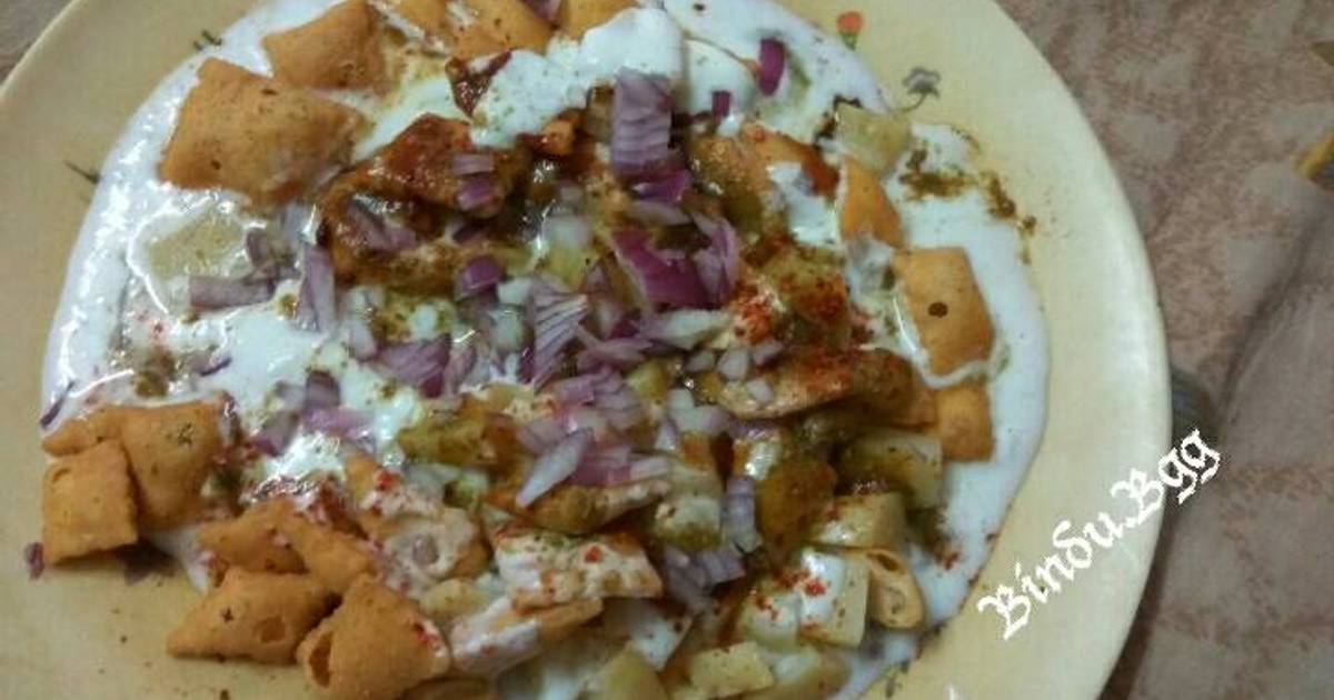 Homemade mathri chaat Recipe by Vandana Aggarwal (bindu) - Cookpad