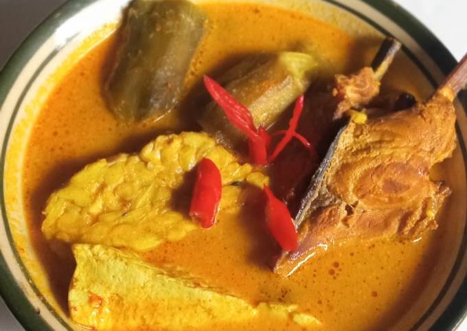 Resep Mangut/sayur ikan asap oleh Alsa Kitchen - Cookpad