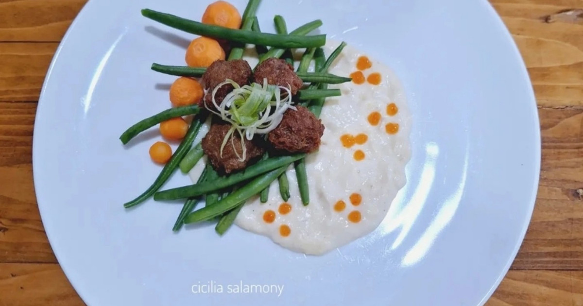 Resep Bola Bola Daging Saus Putih oleh Cicilia Yustina Salamony - Cookpad