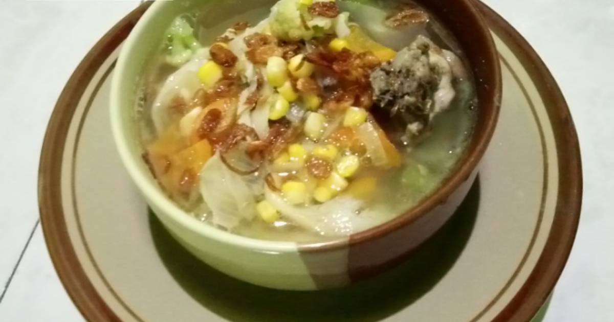 Resep Sup Sayur mix Balungan Ayam oleh Wakhidatun Alfath - Cookpad