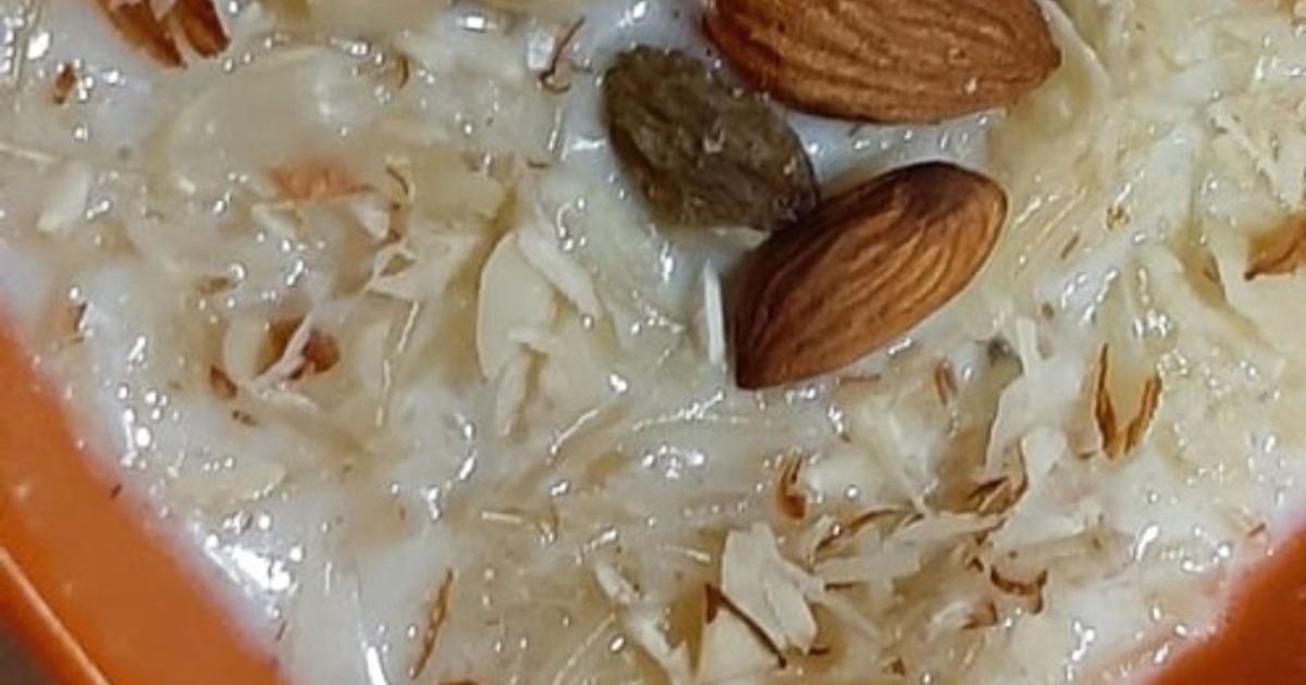शेवयांची खीर(Shevyanchi Kheer Recipe In Marathi) रेसिपी Tanaya Vaibhav ...