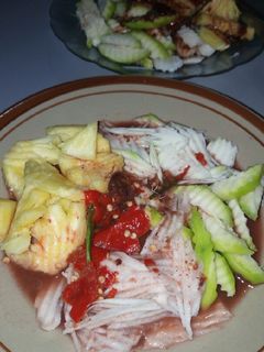 Resep Rujak Kuah Pindang Khas Bali oleh MDS ♔ kitchenette - Cookpad