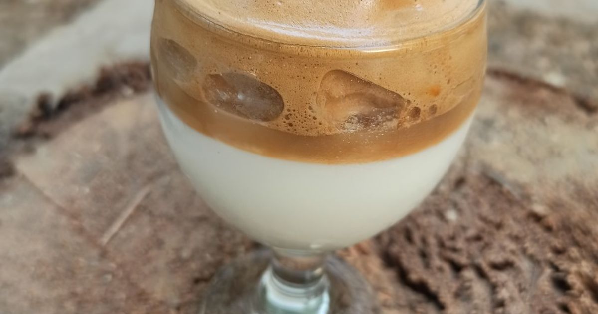 Dalgona Coffee Recipe by Sajida Perveen 786 - Cookpad