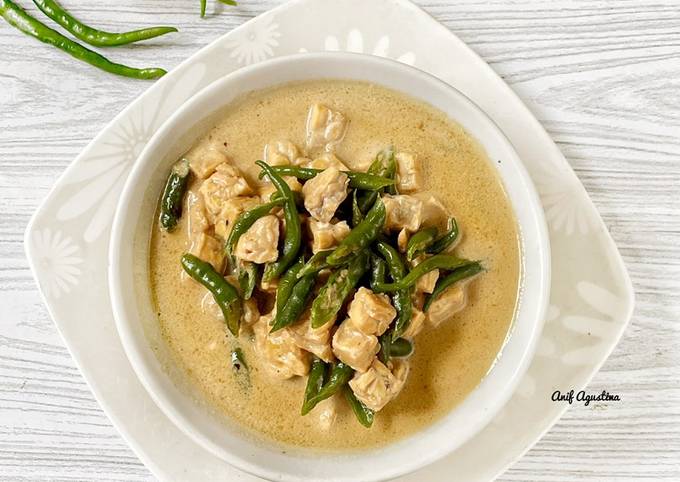 Resep Sayur Tempe Lombok Ijo oleh anif agustina - Cookpad
