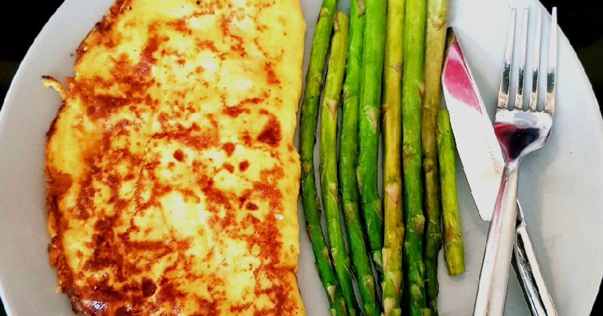 My Stuffed Omelette Recipe by Maureen 😀 - Cookpad