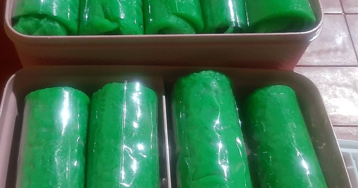 Resep Dadar Gulung Isi Inti Kelapa oleh dapur_eRnHa - Cookpad