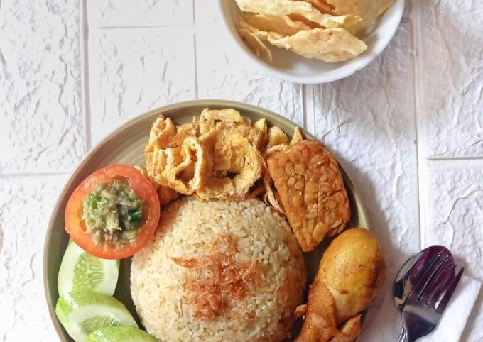 Resep Nasi Cikur khas Tasikmalaya (nasi goreng kencur) oleh Febry Caturia - Cookpad