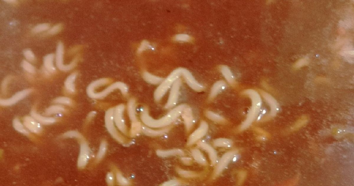 सूपी मैगी (Soupy Maggi Recipe In Hindi) रेसिपी बनाने की विधि in Hindi ...