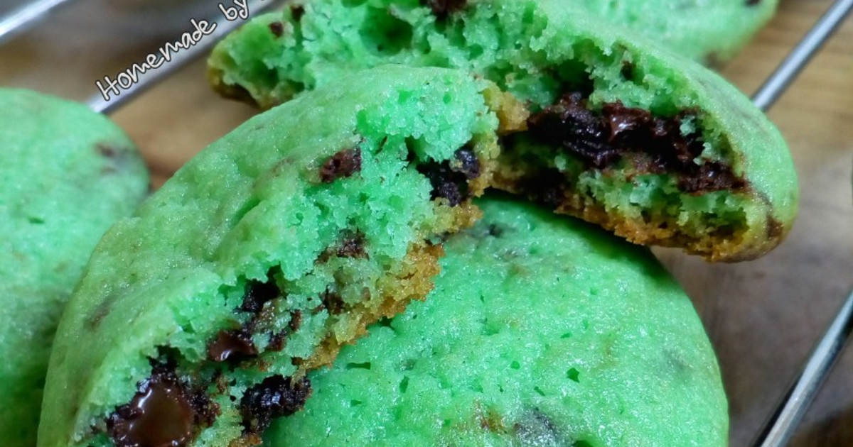 Resep Mint Choco Chips Cookie oleh herlin wulan - Cookpad