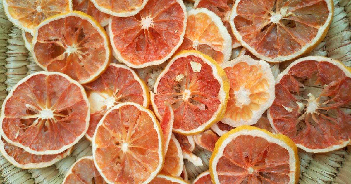 Dried grape fruit wheel Recipe by @Om Ziyad_Kitchen - Cookpad