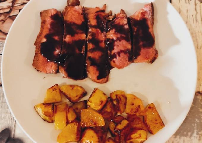 Ricetta Spalla di manzo al sangue con salsa al vino rosso e patate al ...