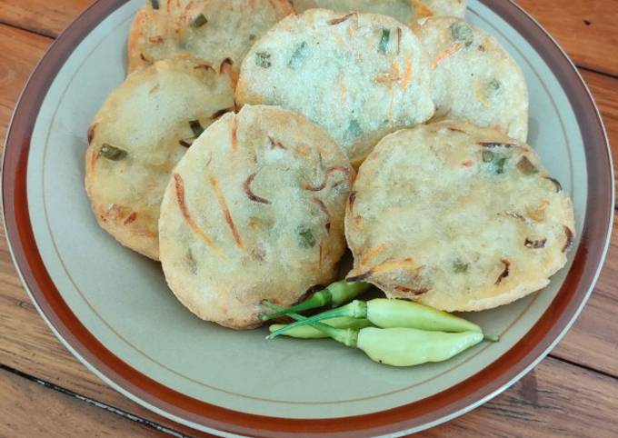 Resep Bakwan oteote wechi hongkong oleh inayatul afifah - Cookpad