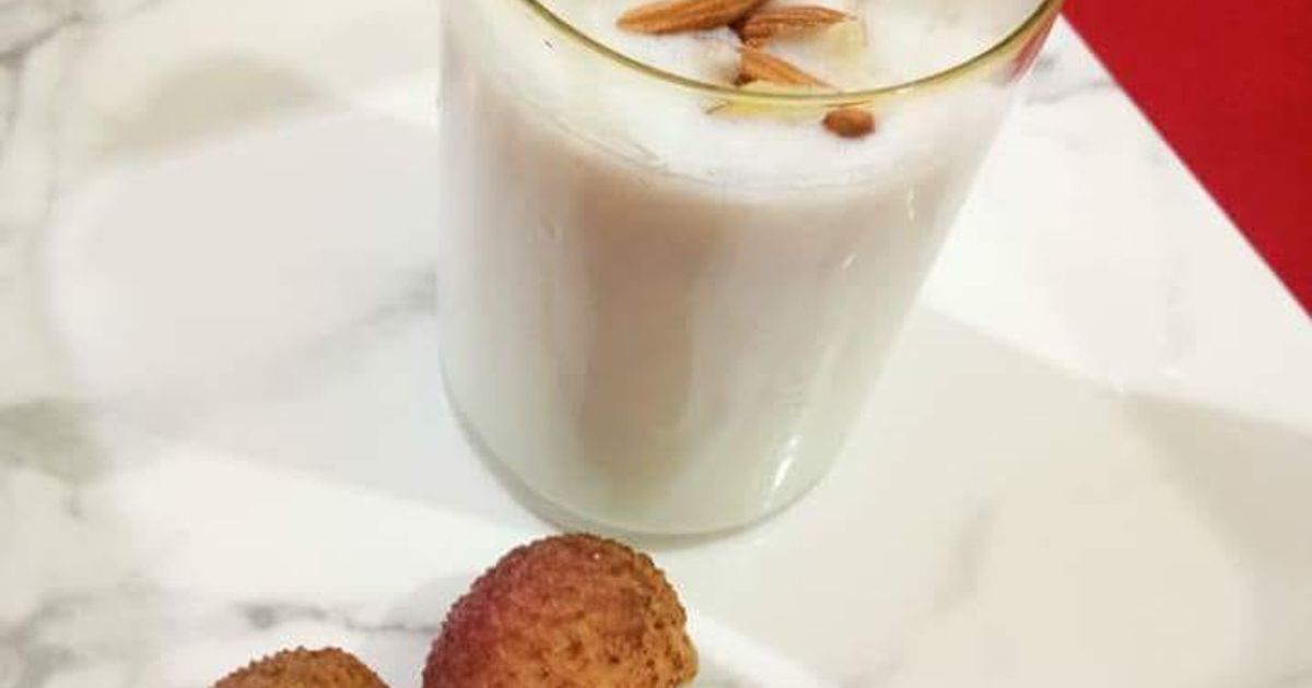 Litchi Milk Shake Recipe by Neelu Dua - Cookpad