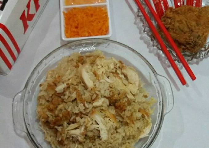 Resep Nasi Ayam KFC (rice cooker) oleh yunita hastuti - Cookpad