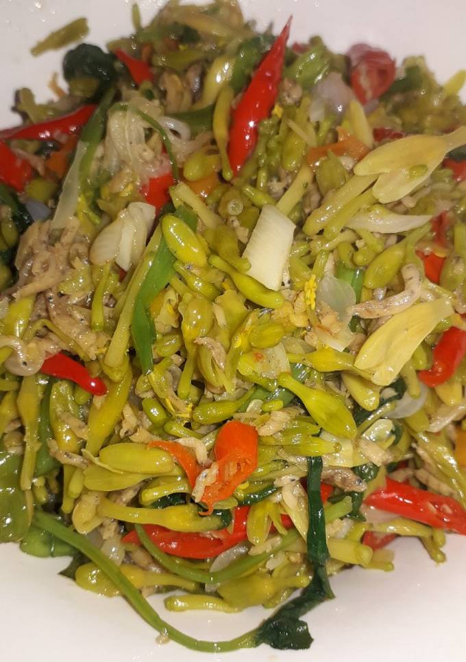 Resep Tumis Teri Bunga pepaya & Kangkung ala teh ike 😋 oleh Chicko Niks ...