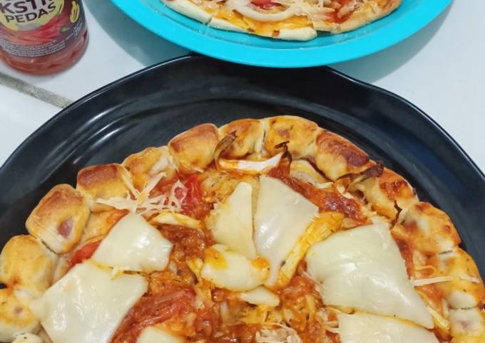 Resep Pizza Homemade Oven oleh Indit Kurnianingtyas - Cookpad