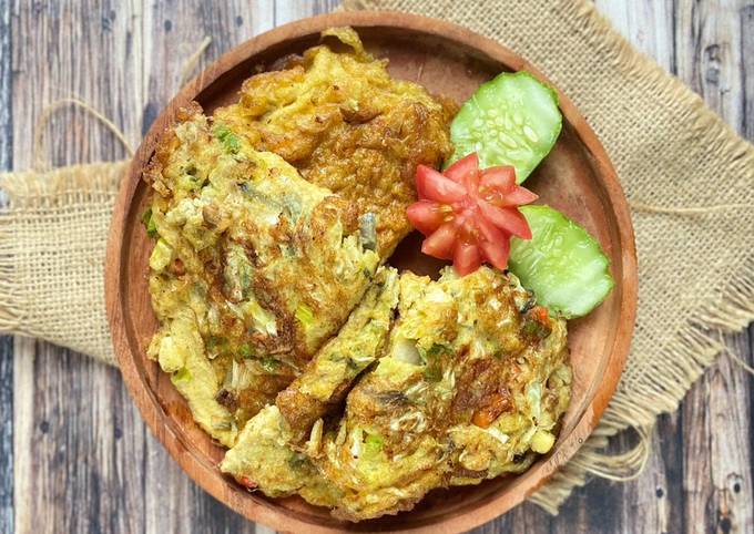 Resep Telur Dadar Kubis oleh Rini Dwi Astuti - Cookpad