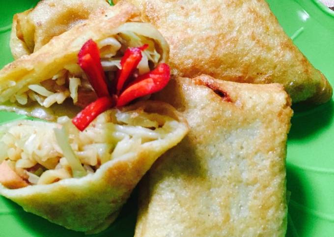 Resep Risol ala ala (isi sayur, sosis, mie, abon sapi) oleh dely ...