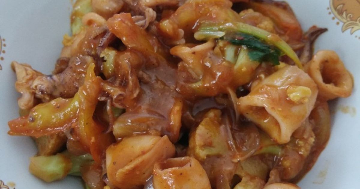 Resep Tumis Cumi Bunga Kol Saus Padang oleh Lisa Nofriyanti - Cookpad